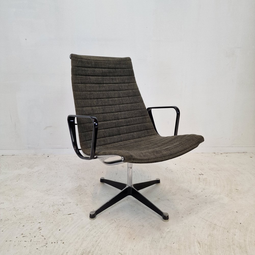 Sedia modello EA 116 di Eames per Herman Miller, anni '60 in vendita su ...