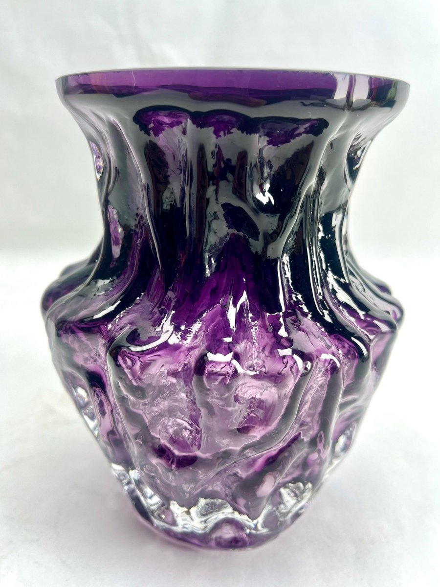 Violette Vase von Ingrid Glas, 1970er bei Pamono kaufen