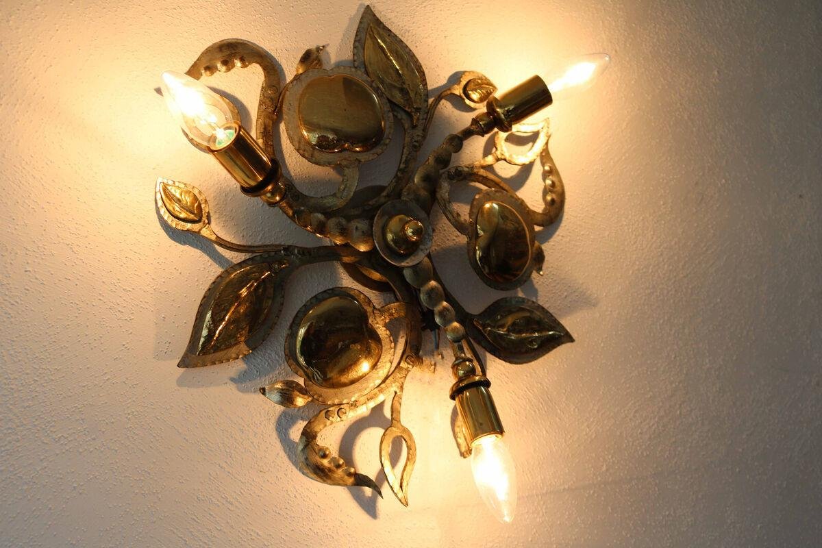 Hollywood Regency Brass Wall Lamp from Möller, 1980s for sale at Pamono