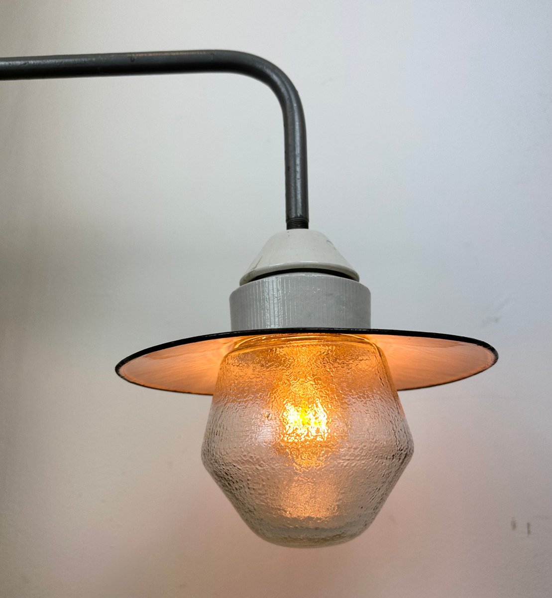 Industrial Factory Wall Light with Enamel Shade, 1960s for sale at Pamono