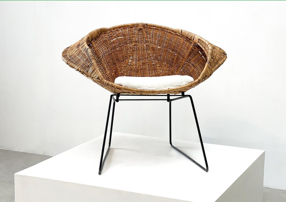 Rattan and Boucle Easy Chair, 1970s for sale at Pamono
