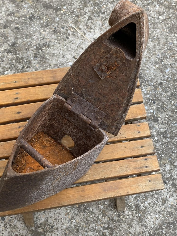 Antique Iron, 1800s for sale at Pamono