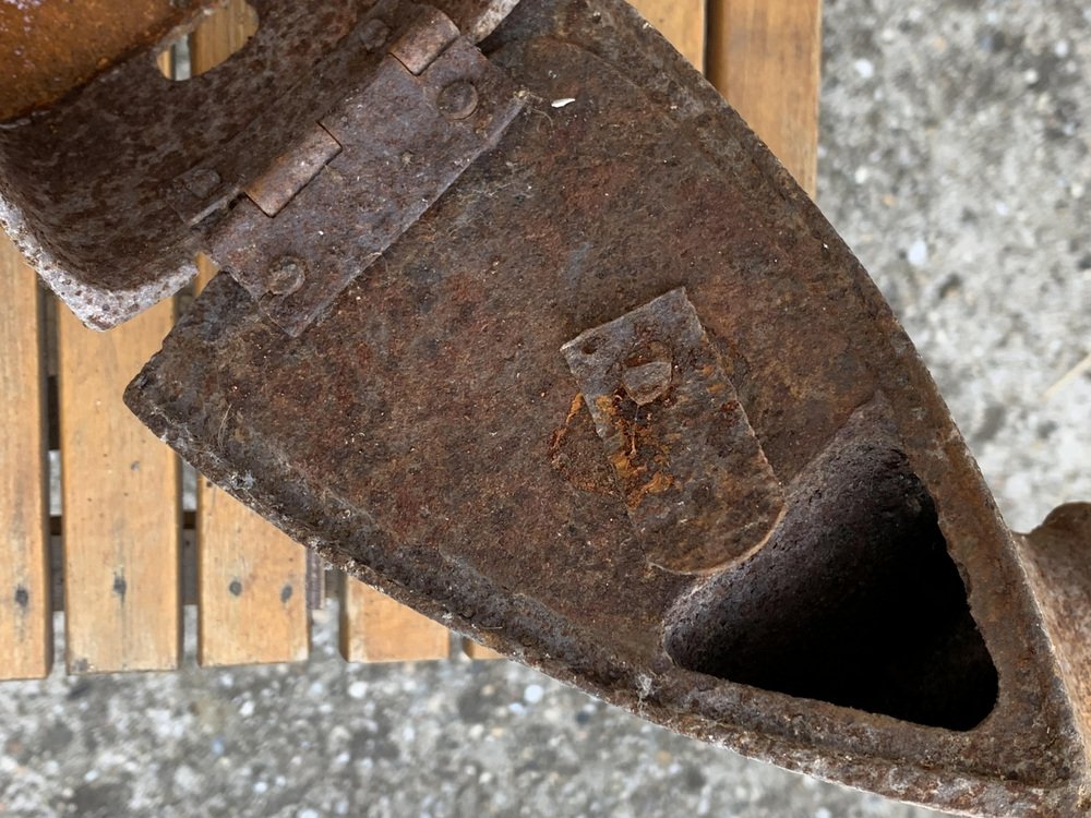 Antique Iron, 1800s for sale at Pamono