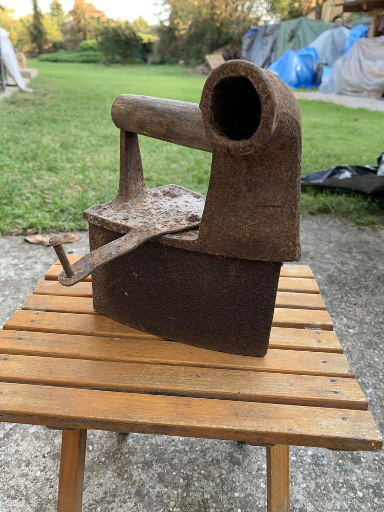 Antique Iron, 1800s for sale at Pamono