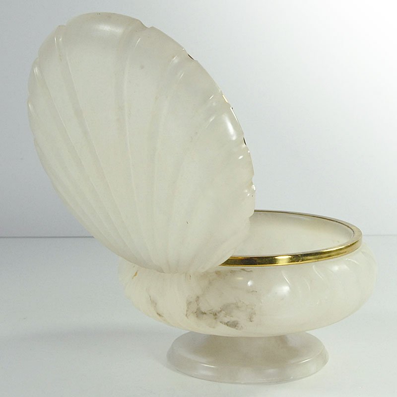 Vintage Italian Alabaster Lidded Container, 1980s for sale at Pamono