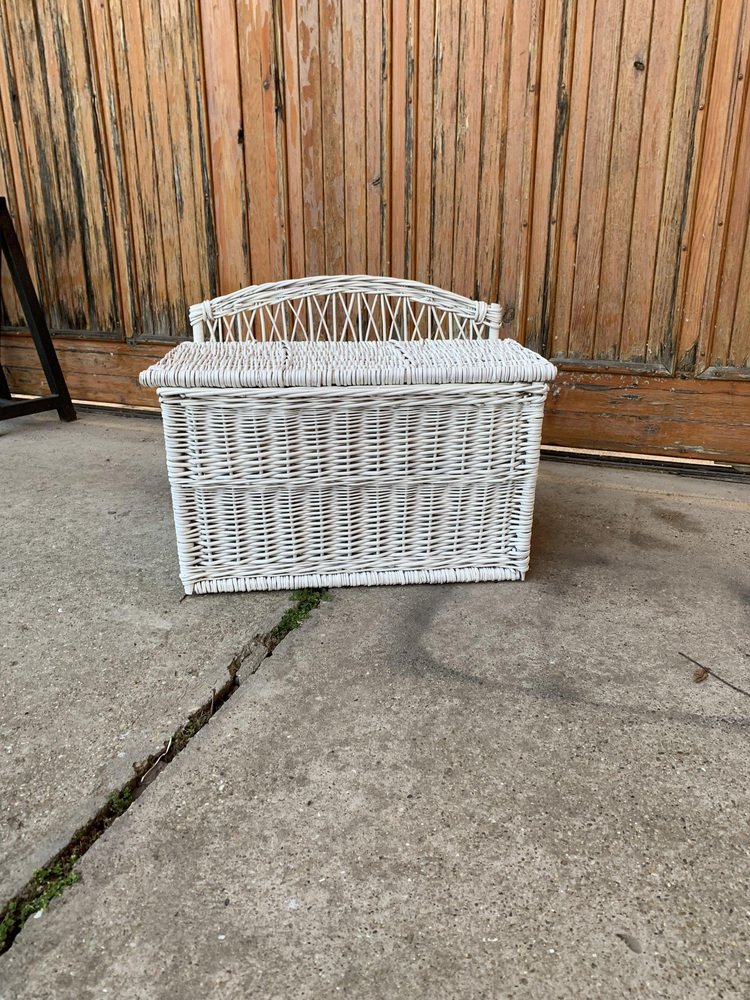 Vintage Wicker Chest in White for sale at Pamono