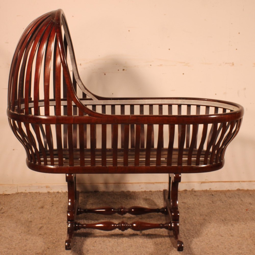 Curved Mahogany Cradle, 1800s for sale at Pamono