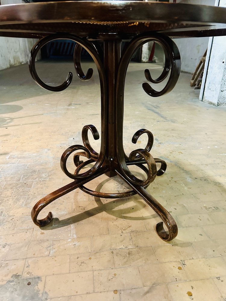 Dining Table by Michael Thonet for Thonet for sale at Pamono