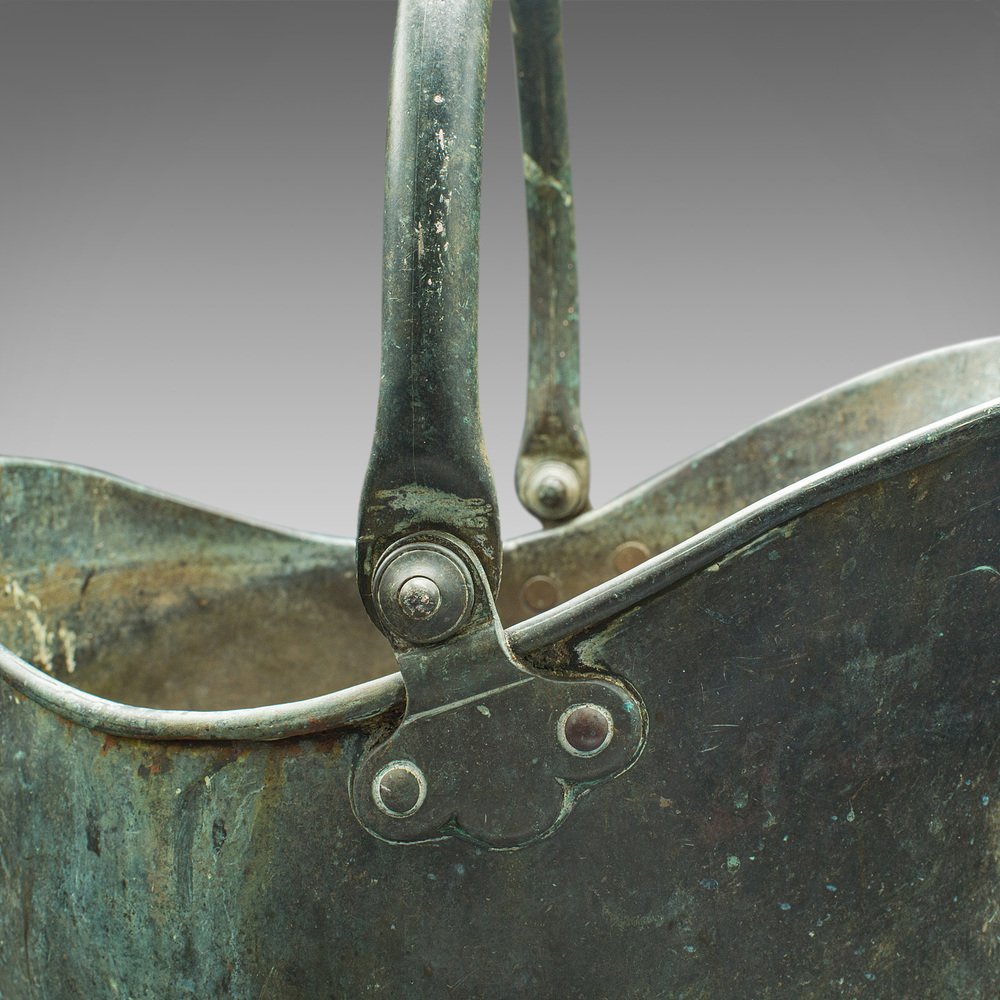 Antique English Victorian Country House Coal Scuttle in Copper for sale ...