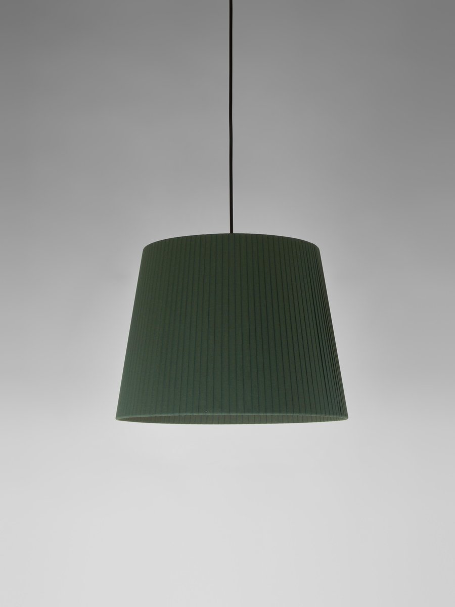 Green Sísísí Cónicas Gt3 Pendant Lamp by Santa & Cole for sale at Pamono