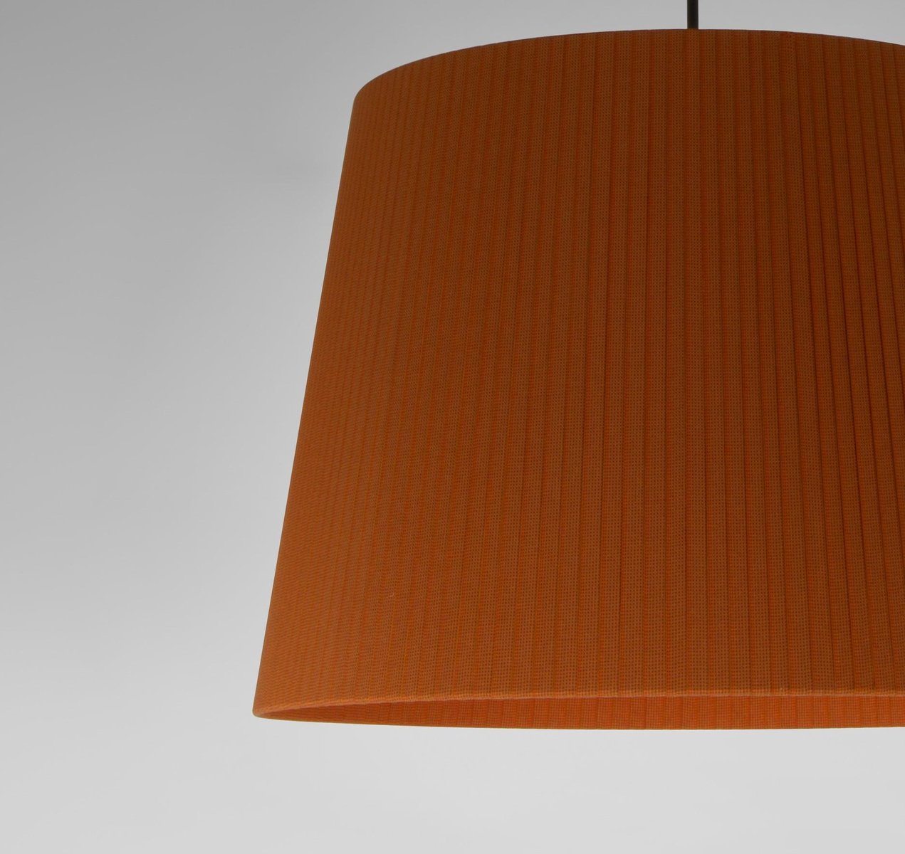 Terracotta Sísísí Cónicas GT1 Pendant Lamp by Santa & Cole for sale at ...