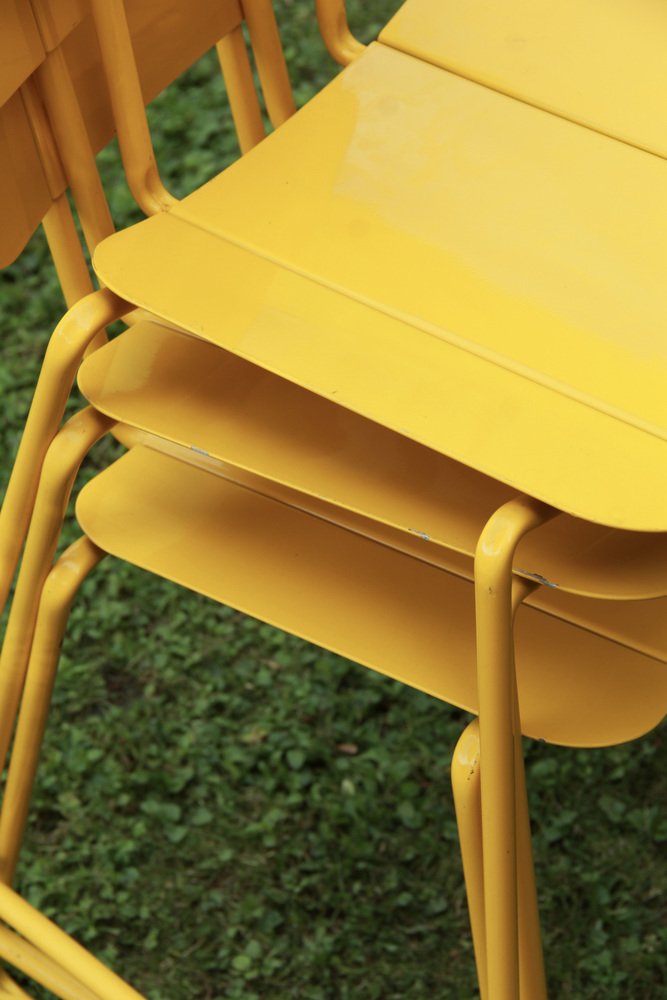Vintage Italian Yellow Metal Chair, 1980s for sale at Pamono