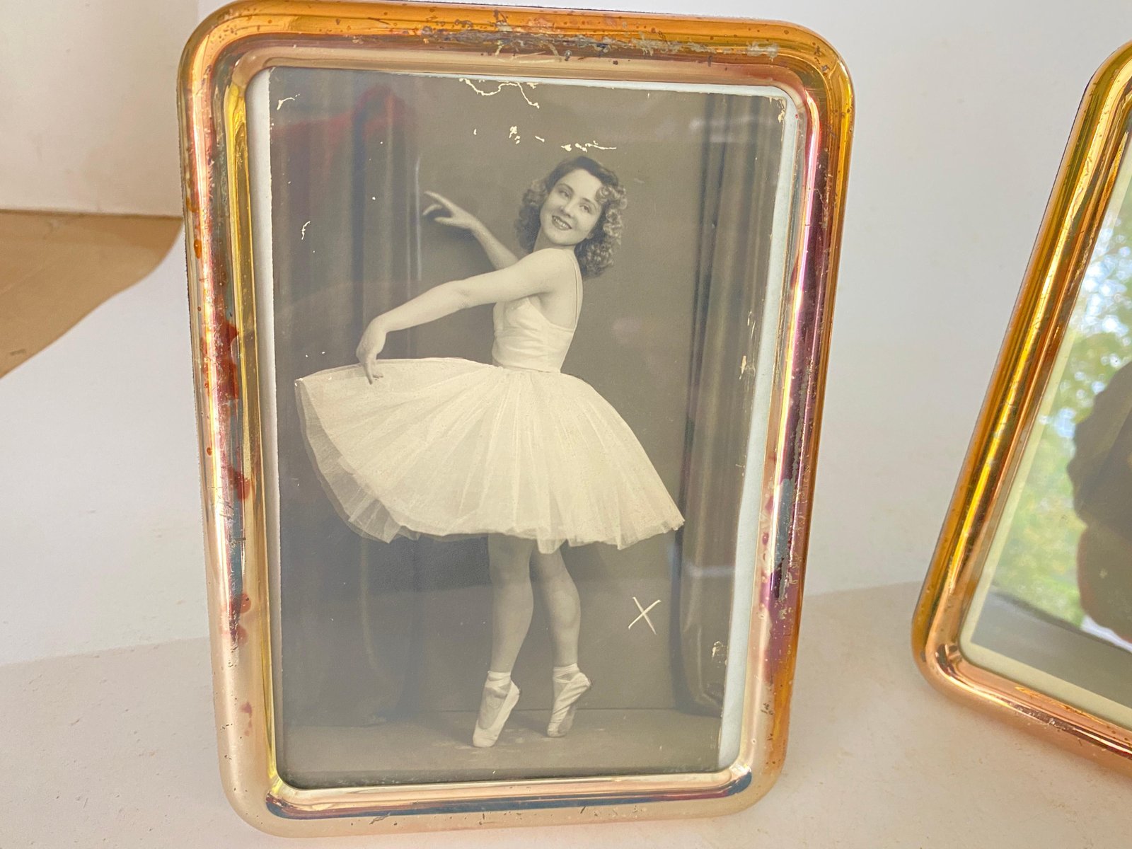Italienischer Vintage Bilderrahmen mit Fotos einer Tänzerin, 1950er ...