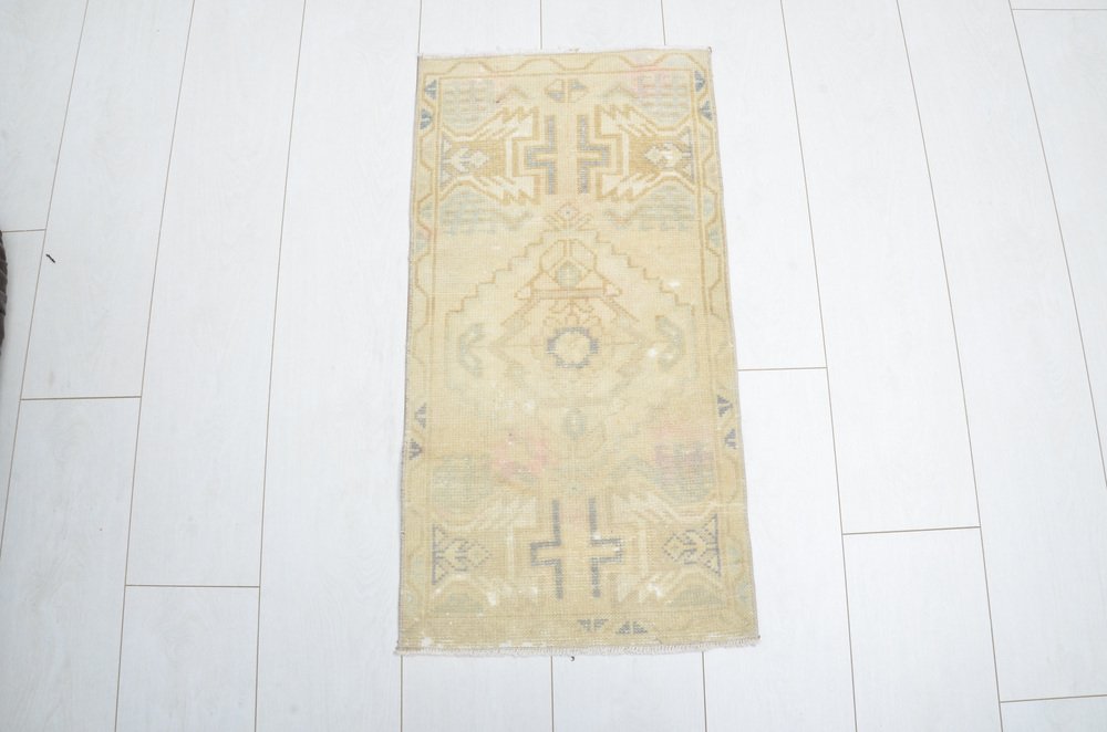 Faded Pastel Wool Small Rug, 1960s for sale at Pamono