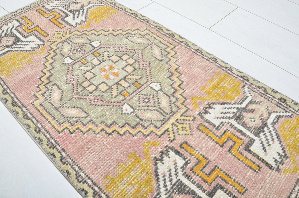 Antique Wool Small Rug, 1960s for sale at Pamono