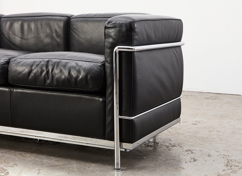 LC2 3-Sitzer Sofa von Le Corbusier für Cassina, 1990er bei Pamono kaufen
