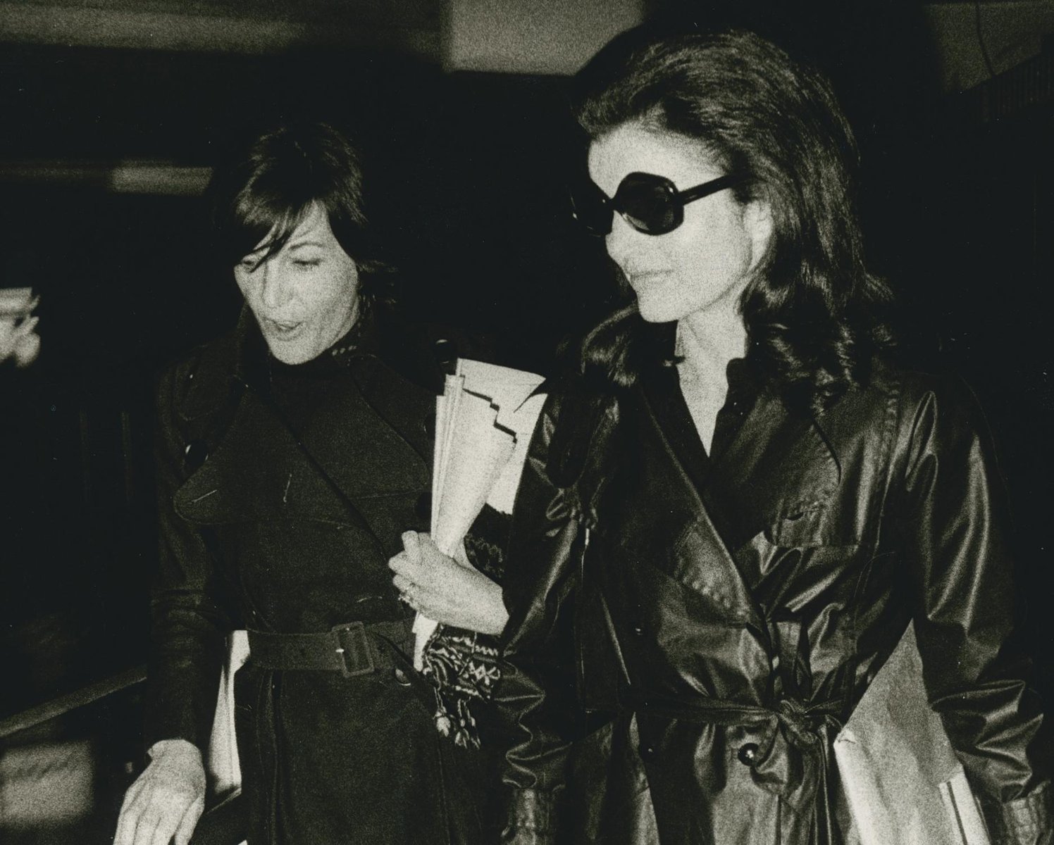 Jackie Onassis Leaves Paris, France, 1970s, Photograph for sale at Pamono