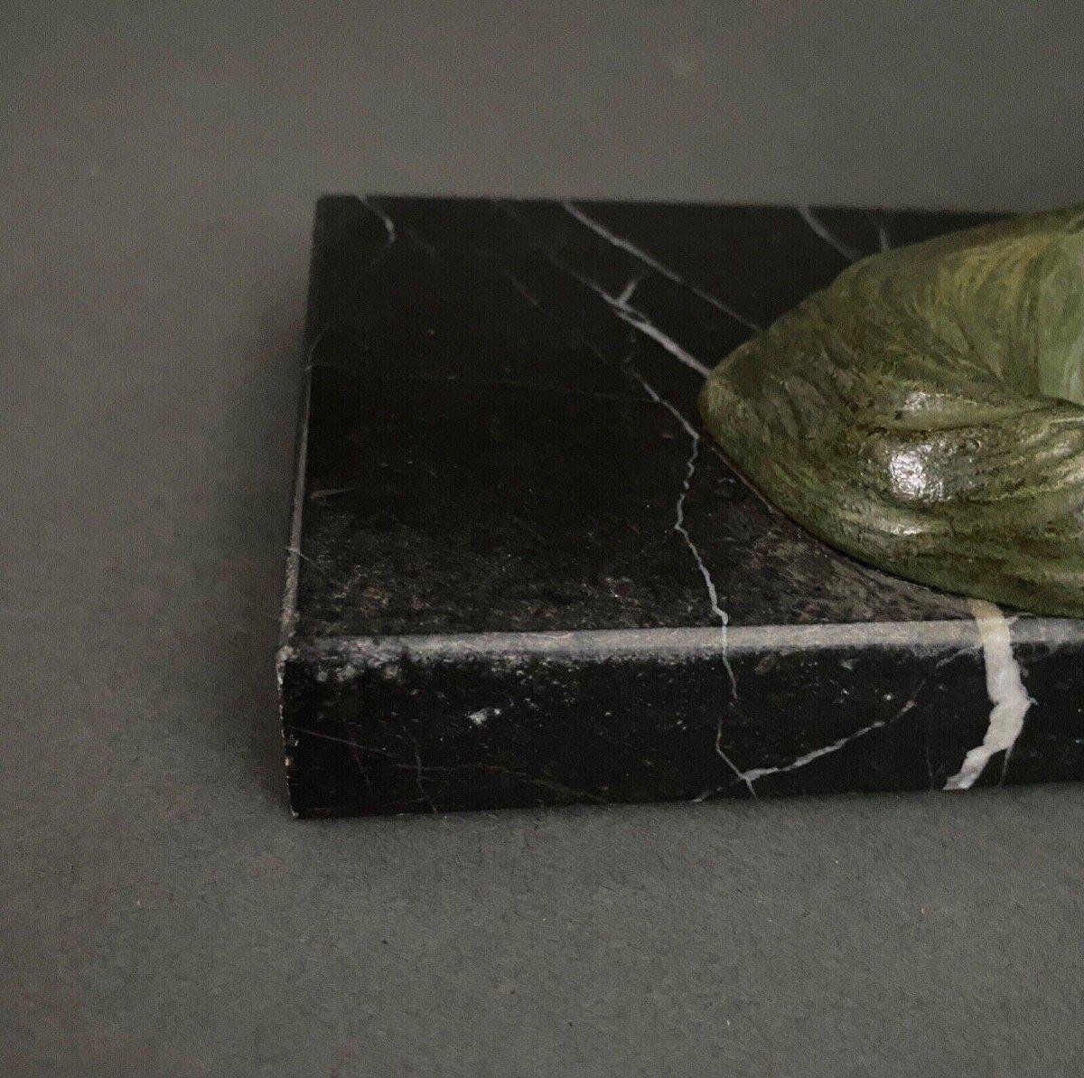 Art Deco Greyhound Statue in Bronze on Black Marble Carrier for sale at ...