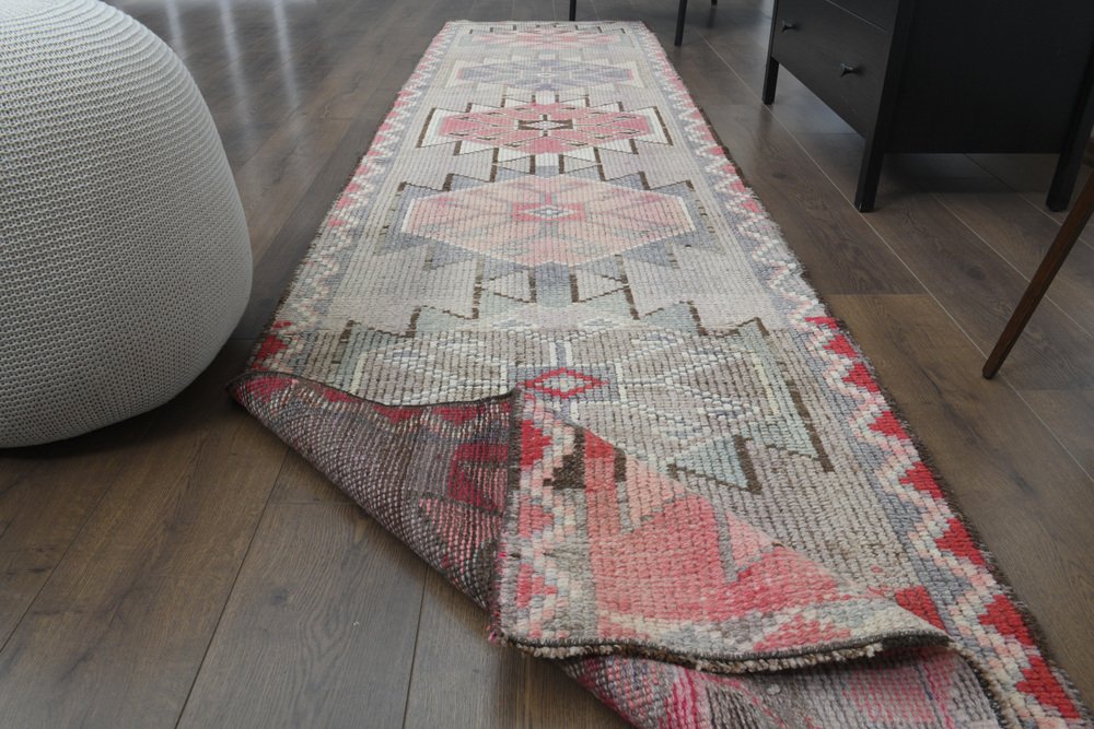 Turkish Pink Green Runner Rug, 1960s for sale at Pamono