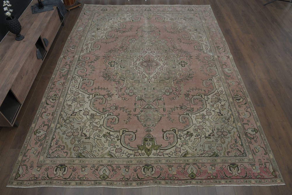 Vintage Tribal Handmade Pink Beige Rug, 1960s for sale at Pamono