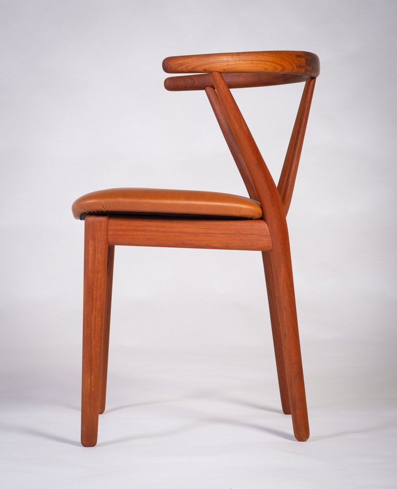 Mid-Century Modern Model 255 Teak and Leather Dining Chair by Henning ...