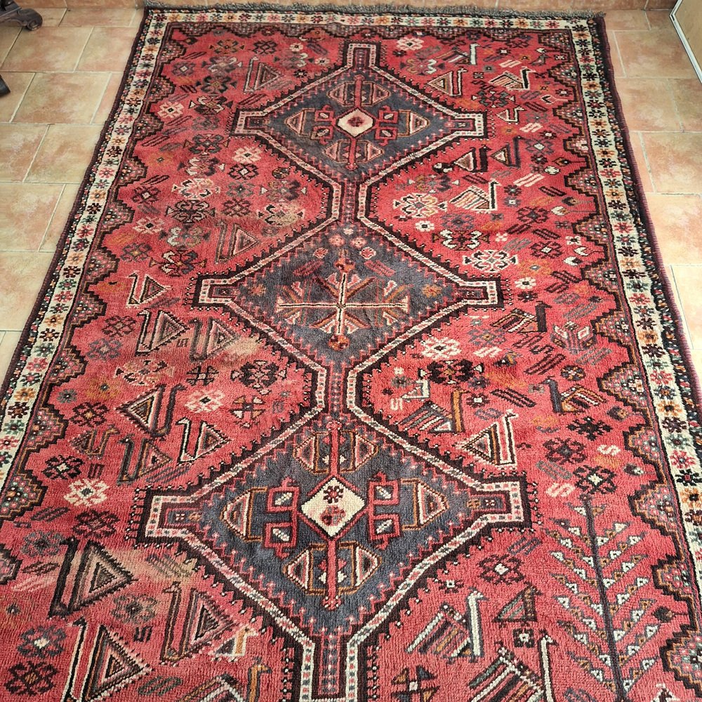 Large Vintage Middle Eastern Shiraz Nomadic Rug, 1970s for sale at Pamono