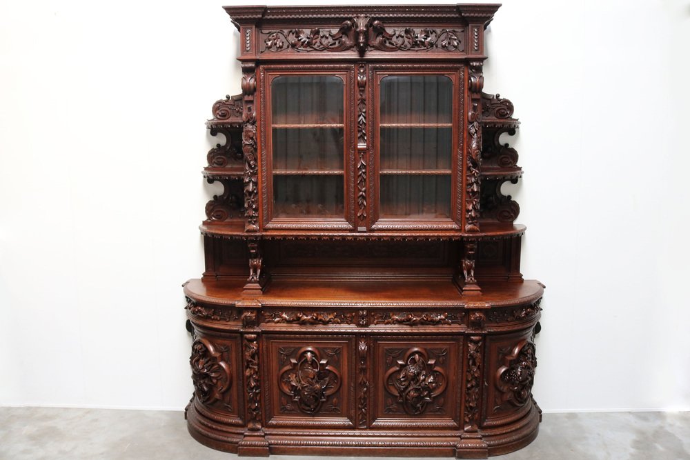 Large French Hunt Cabinet in Oak attributed to Alexander Roux, 1870s ...