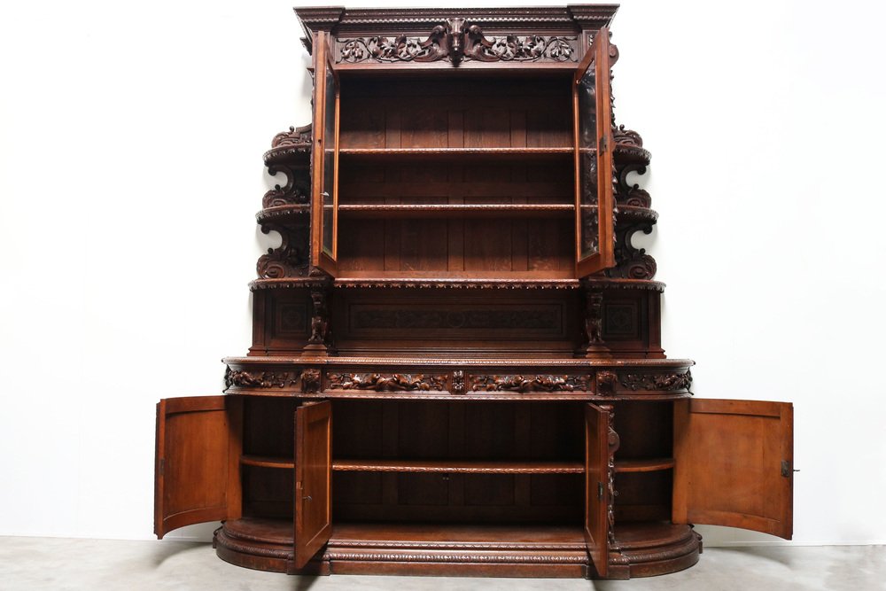Large French Hunt Cabinet in Oak attributed to Alexander Roux, 1870s ...