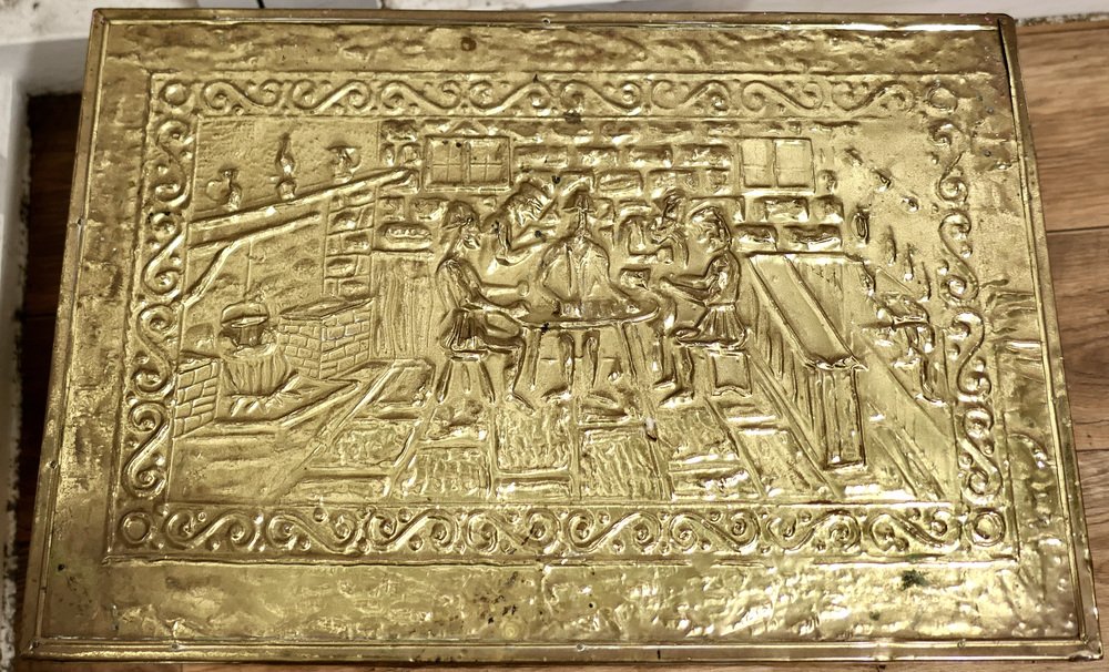 Large Embossed Brass Log Box with Tavern Scenes, 1890s for sale at Pamono