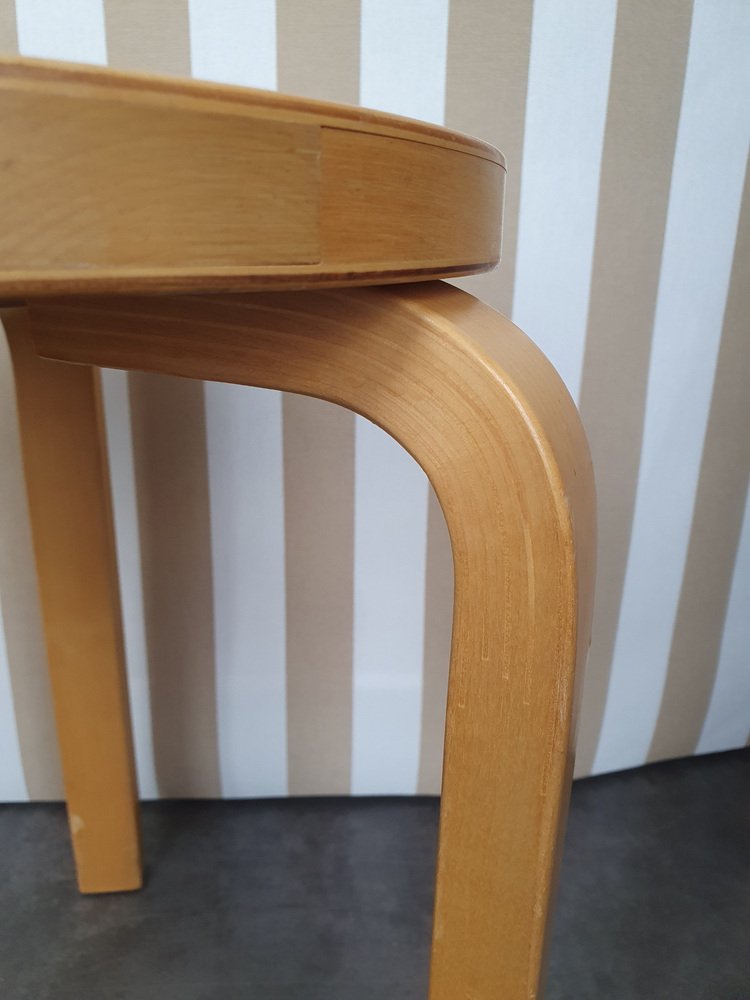 Artek 60 Hocker von Alvar Aalto für Artek, 1970er bei Pamono kaufen