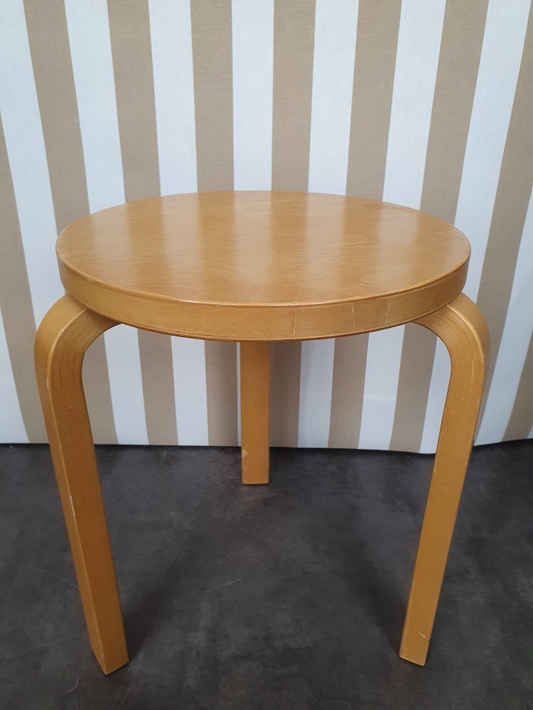 Artek 60 Hocker von Alvar Aalto für Artek, 1970er bei Pamono kaufen