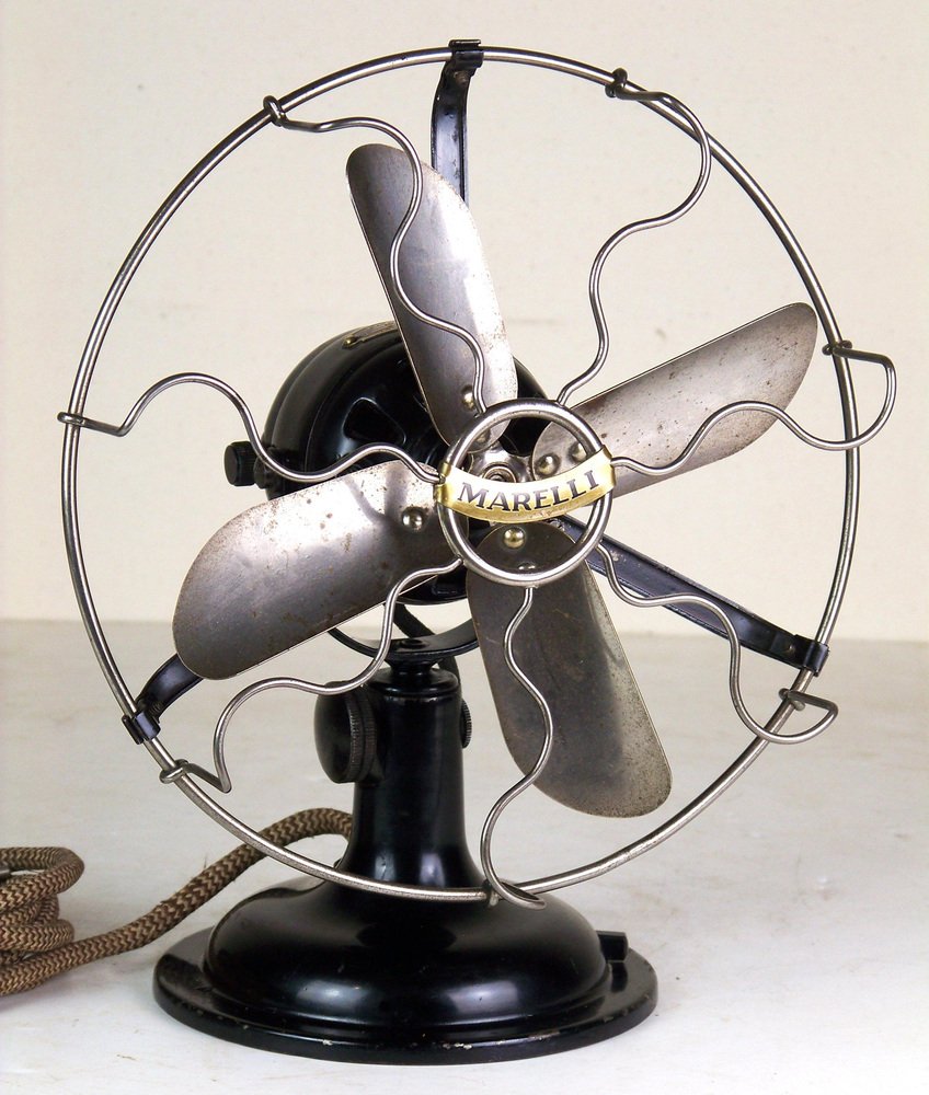 Vintage Italian Table Fan, 1930s for sale at Pamono