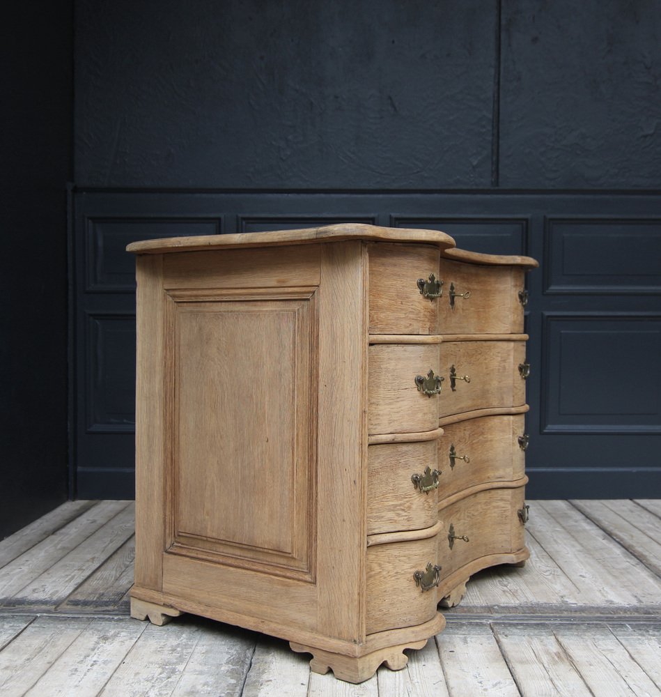 Antique Curved Baroque Chest of Drawers for sale at Pamono