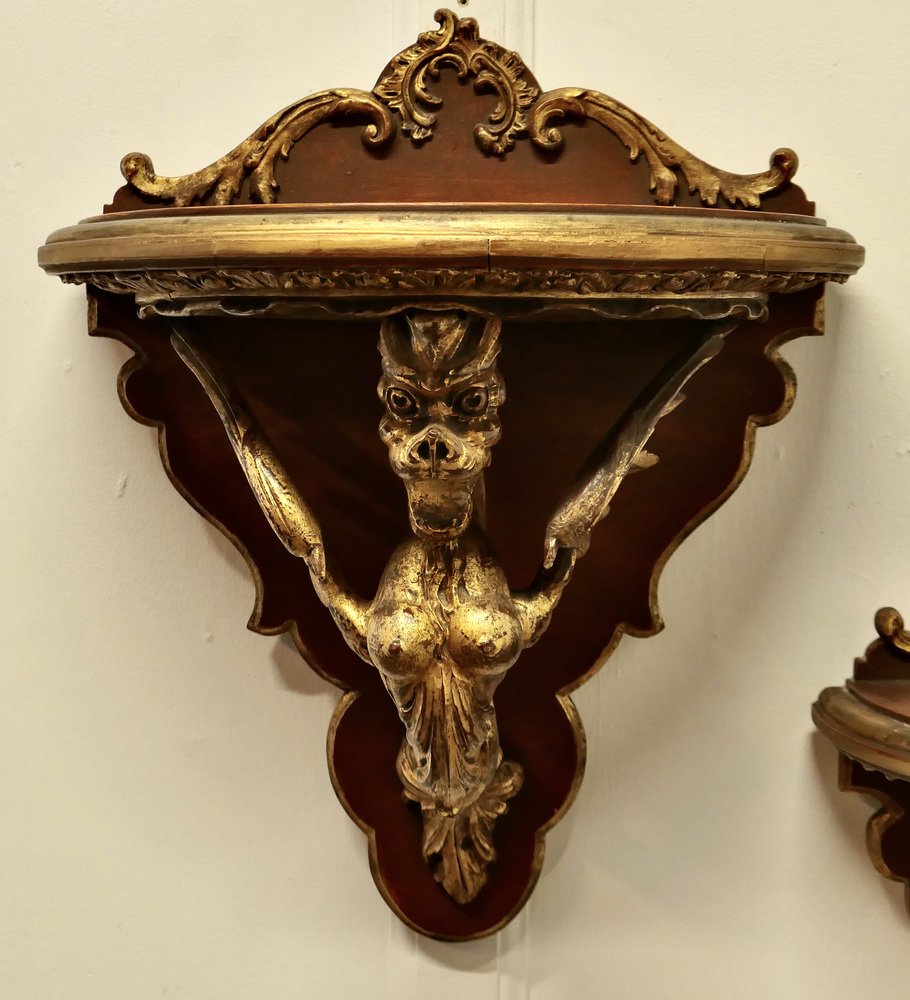 Large Italian Carved Gilt Wall Brackets, 1800s, Set of 2 for sale at Pamono