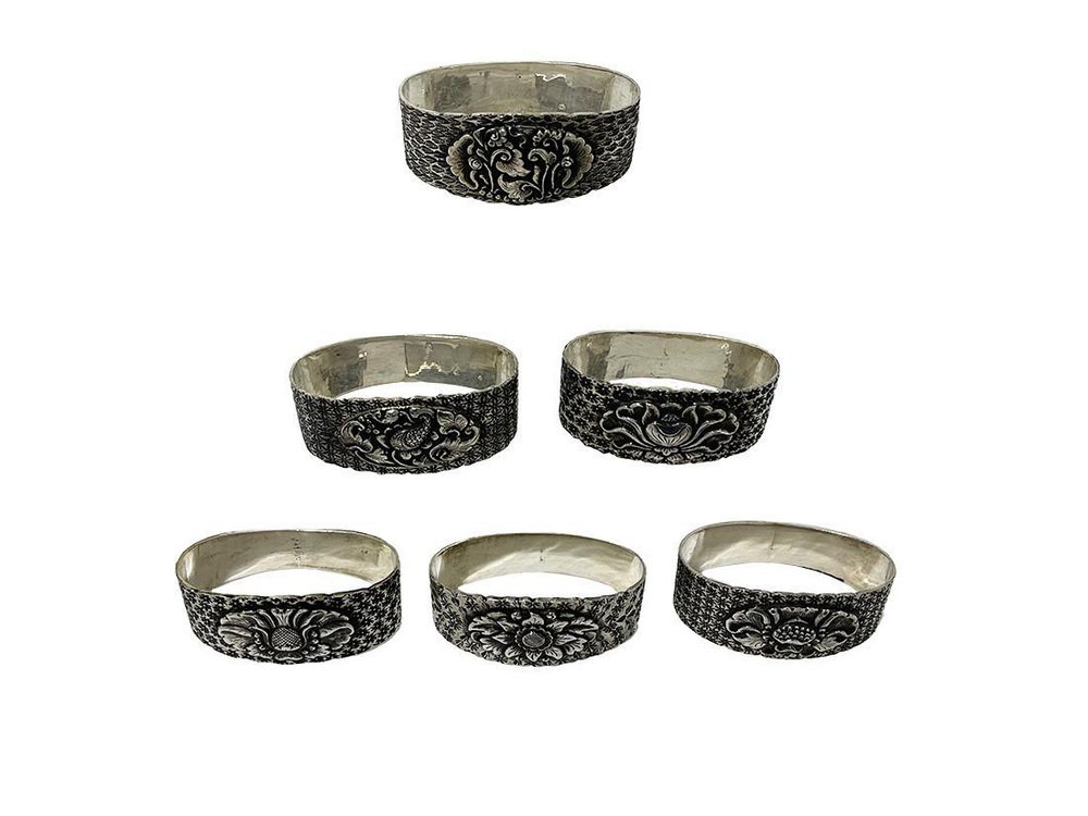 Indonesian Silver Yogya Napkin Rings, 1930s, Set of 6 for sale at Pamono
