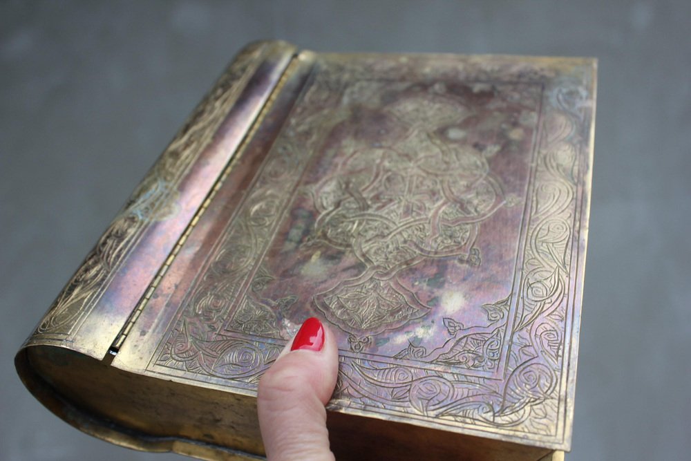 Engraved Quran Box in Metal for sale at Pamono