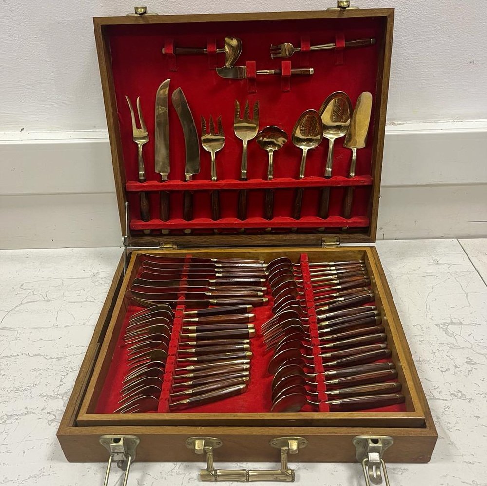 Mid-Century Italian Teak Handled Cutlery Set in Canteen, 1970s, Set of ...