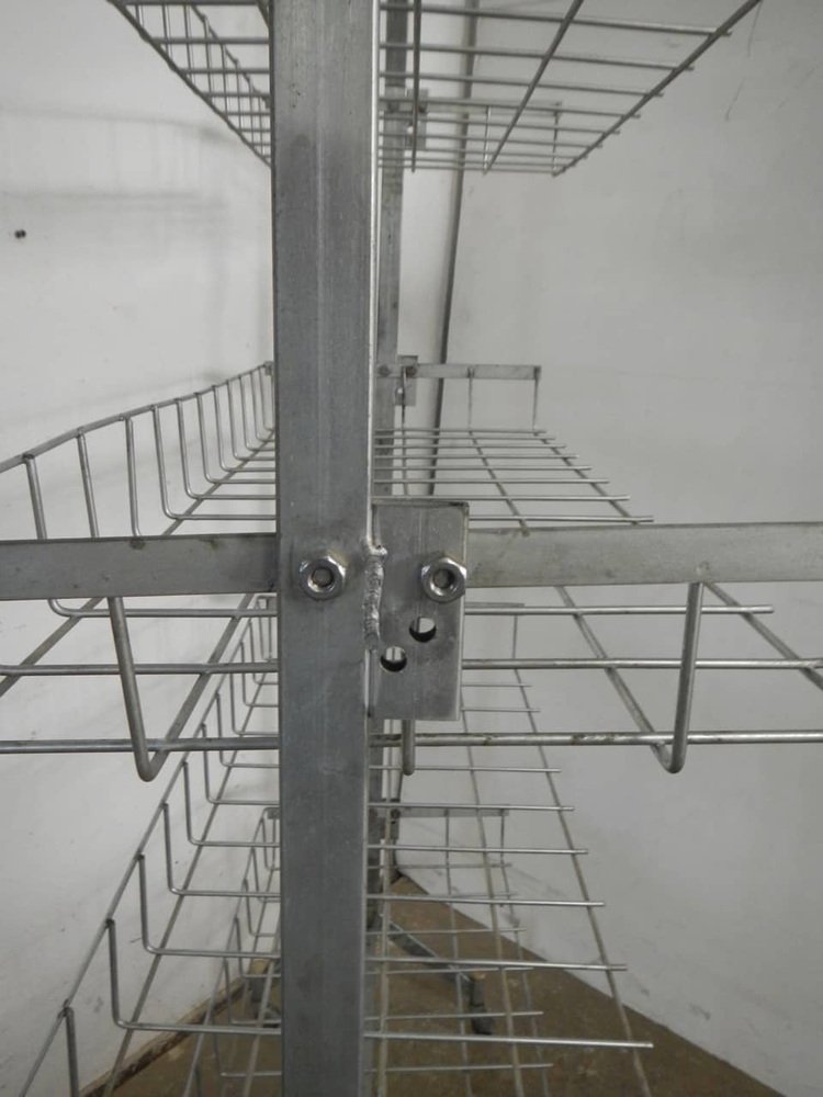 Shop Display with Wheels, 1960s for sale at Pamono