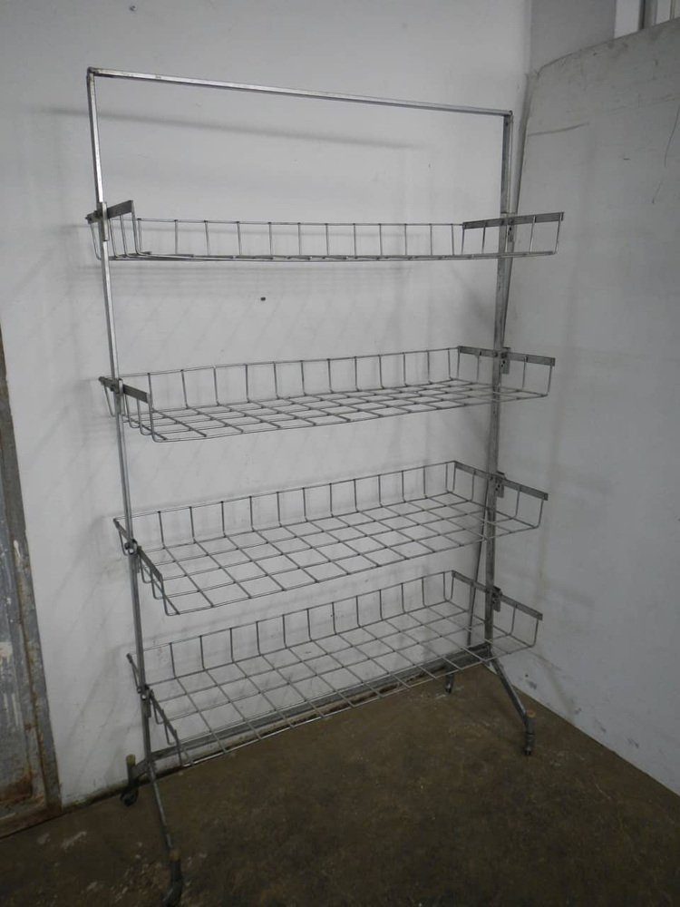 Shop Display with Wheels, 1960s for sale at Pamono