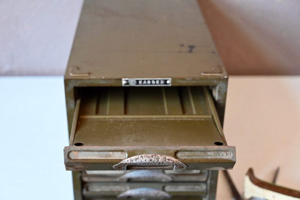 Small Kardex Industrial Atelier Cabinet for sale at Pamono
