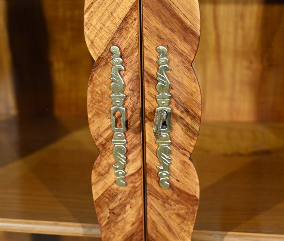 Small Early 20th Century Louis XV Showcase, 1890s for sale at Pamono