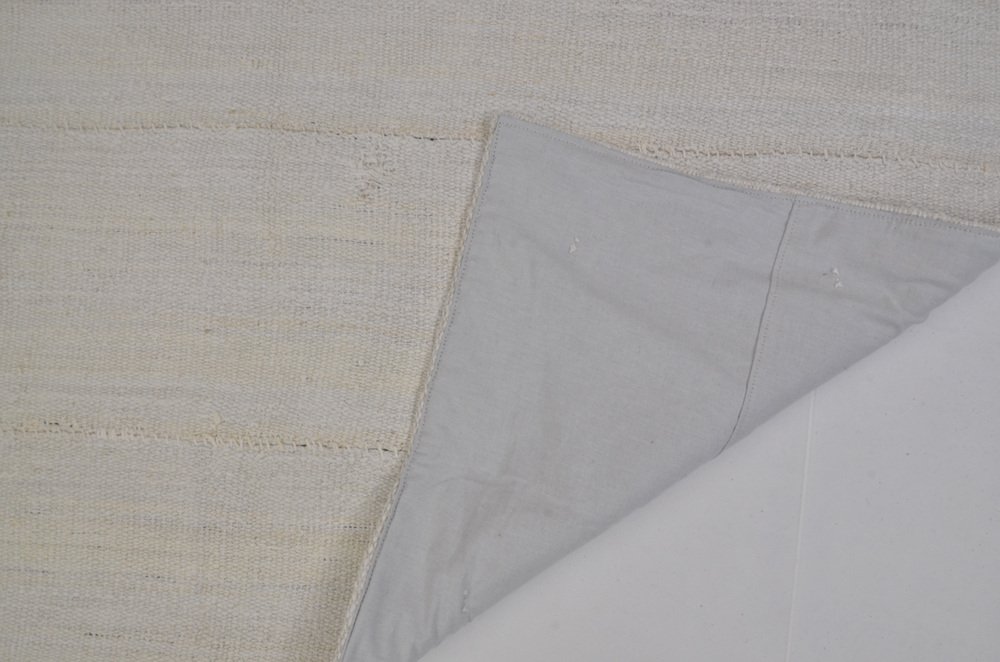 Anatolian White Hemp Rug, 1960s for sale at Pamono