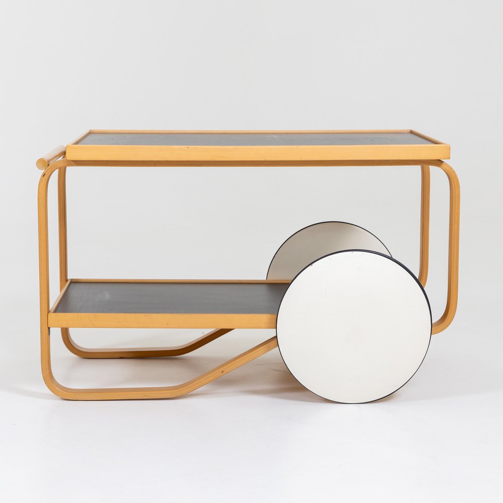 Model 901 Tea Trolley by Alvar Aalto for Artek, 1990s for sale at Pamono