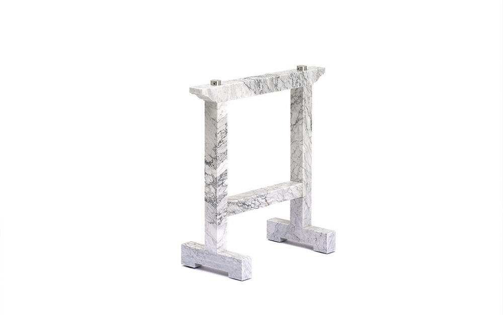 Carrara Ermes Marble Stand by Enrico Tonucci for sale at Pamono