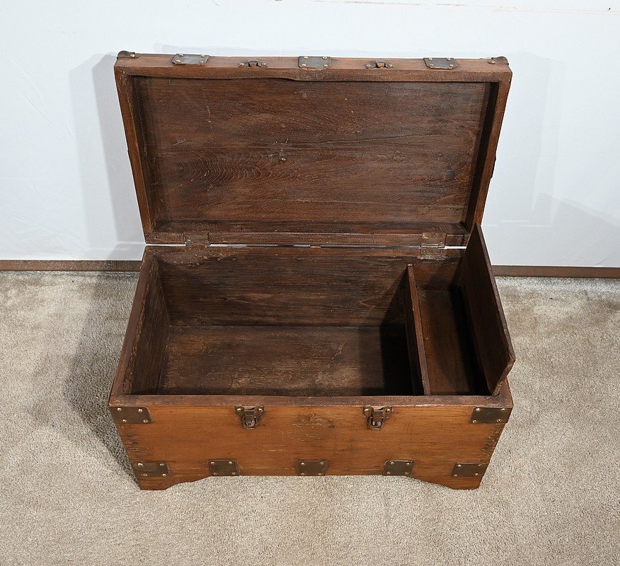 Solid Teak Naval Trunk, Late 19th Century for sale at Pamono