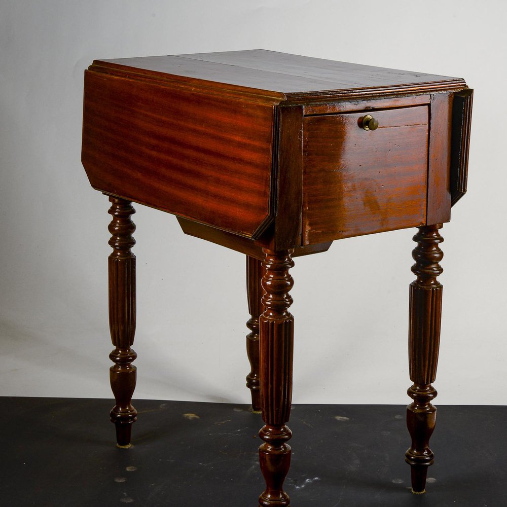 Vintage French Side Table for sale at Pamono