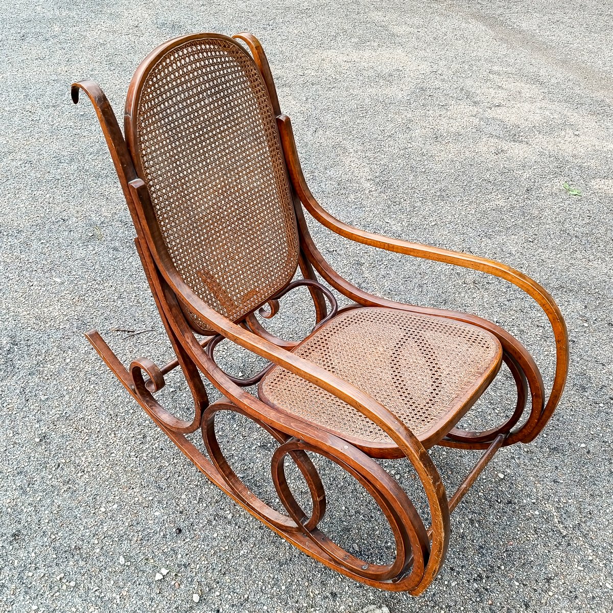 Curved Wooden Rocking Chair for sale at Pamono
