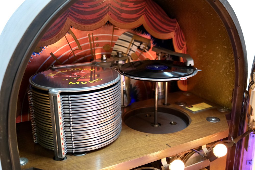 Wurlitzer Jukebox Multi Selector Phonograph, United States, 1943 for ...