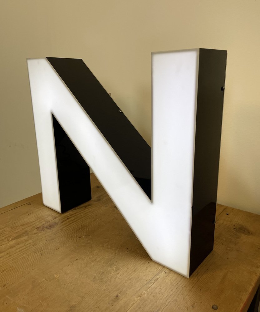 Large Vintage Illuminated Letter N, 1980s for sale at Pamono