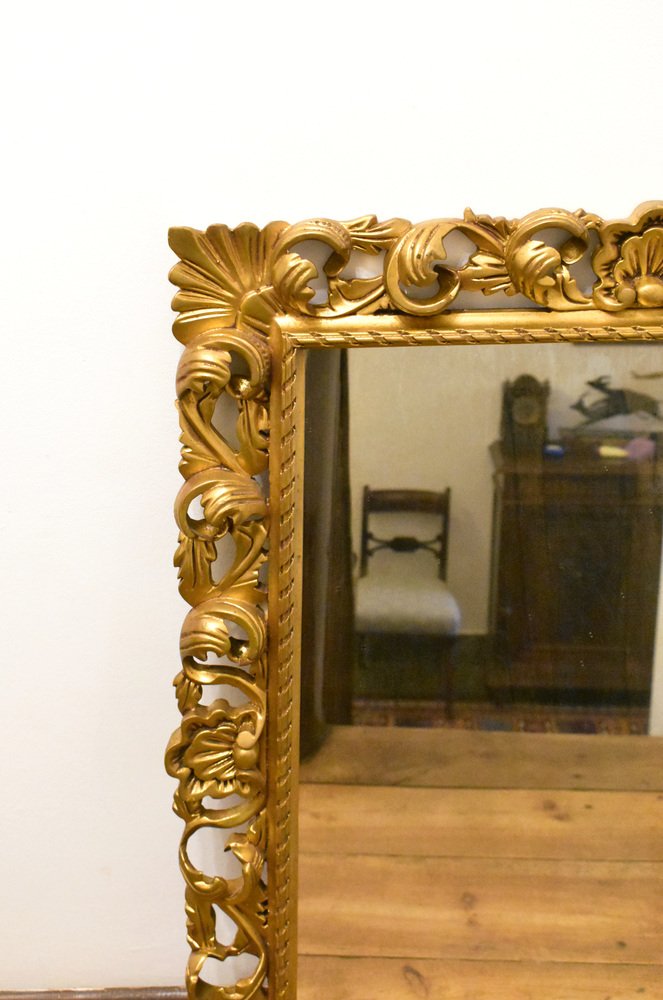 Large Florentine Giltwood Wall Mirror, 1930s for sale at Pamono